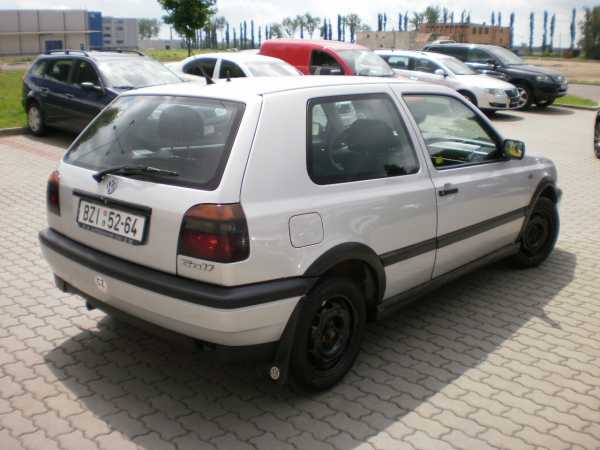 Volkswagen GOLF 3 1,8i r,v,1998 | aktuální nabídka vozidel | P.M.Leasing
